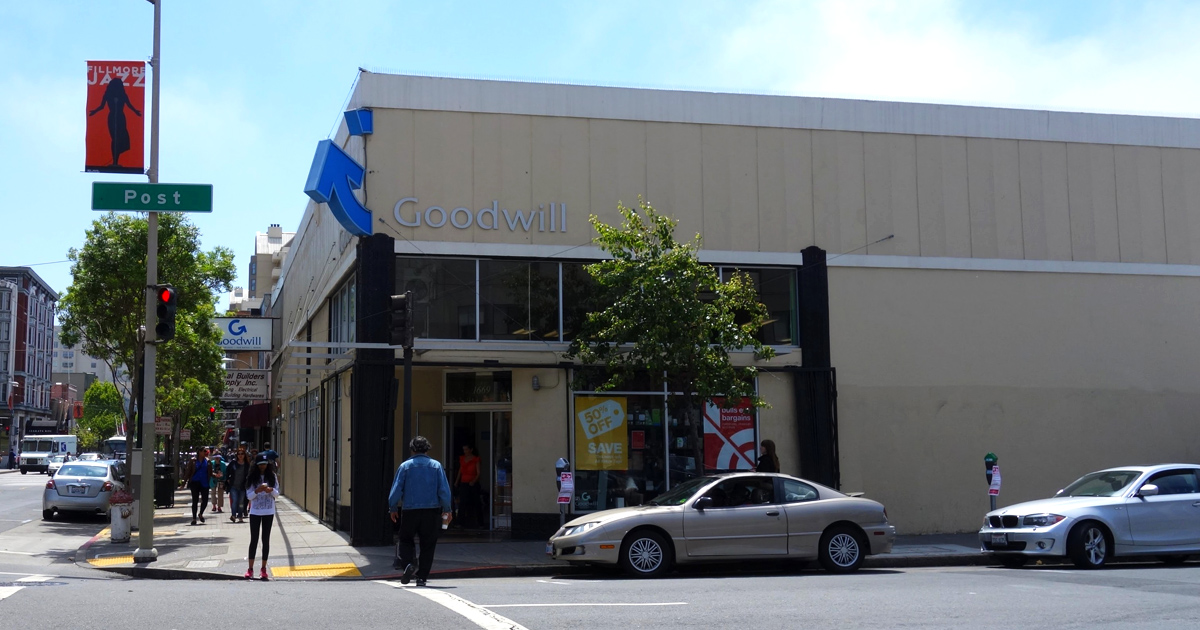 The Gigantic Secondhand Shop In California Where $30 Goes A Seriously ...
