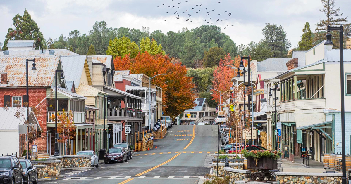 The Stunning Small Town In California That’s Perfect For Your Next ...
