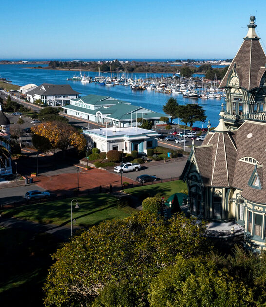 california seaside town charming ftr