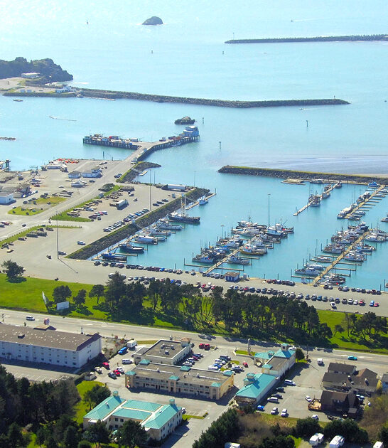 california seaside town scenery ftr