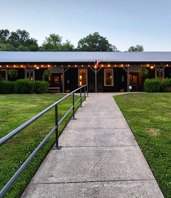 carrot cake restaurant tennessee ftr