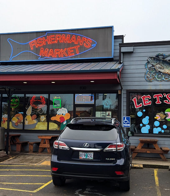 chicken sandwich oregon restaurant ftr