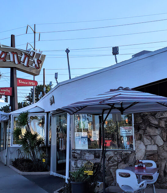 chicken waffles california diner ftr