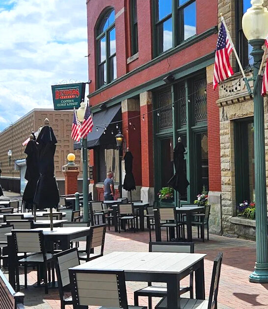 chocolate cake restaurant ohio ftr