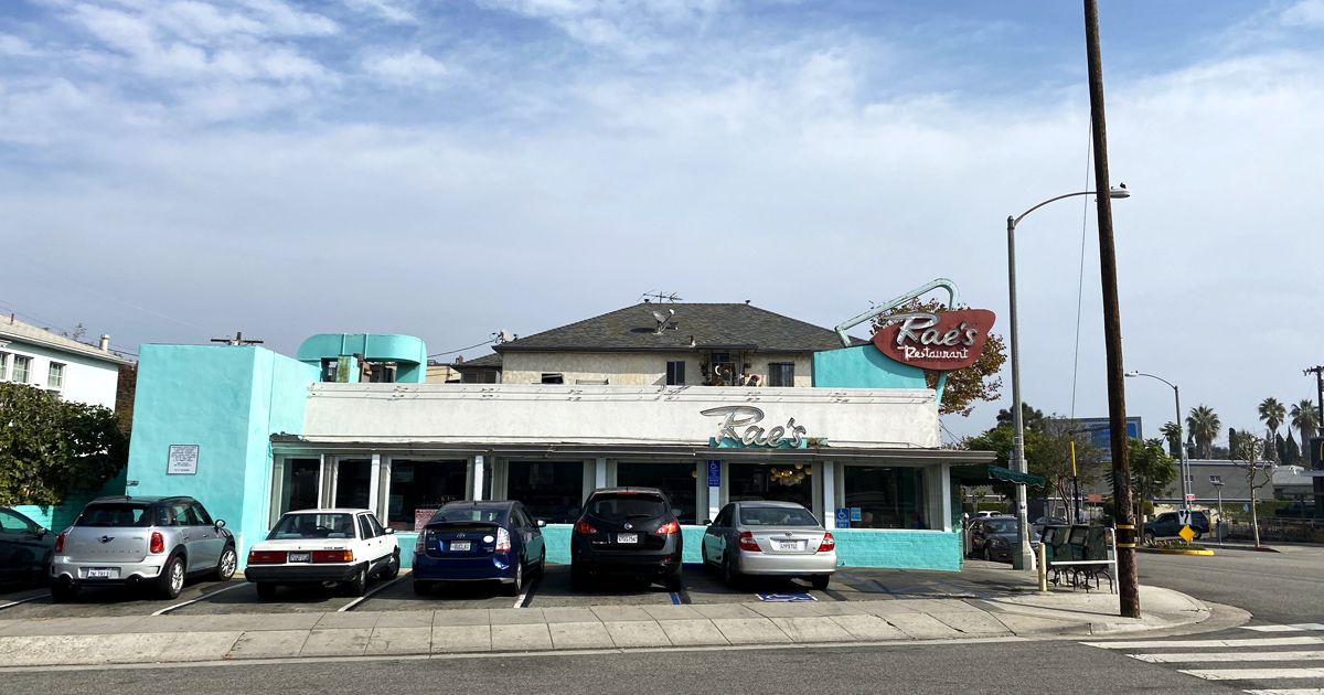 8 Classic Diners In California Serving Comfort Food Just Like Mom Made