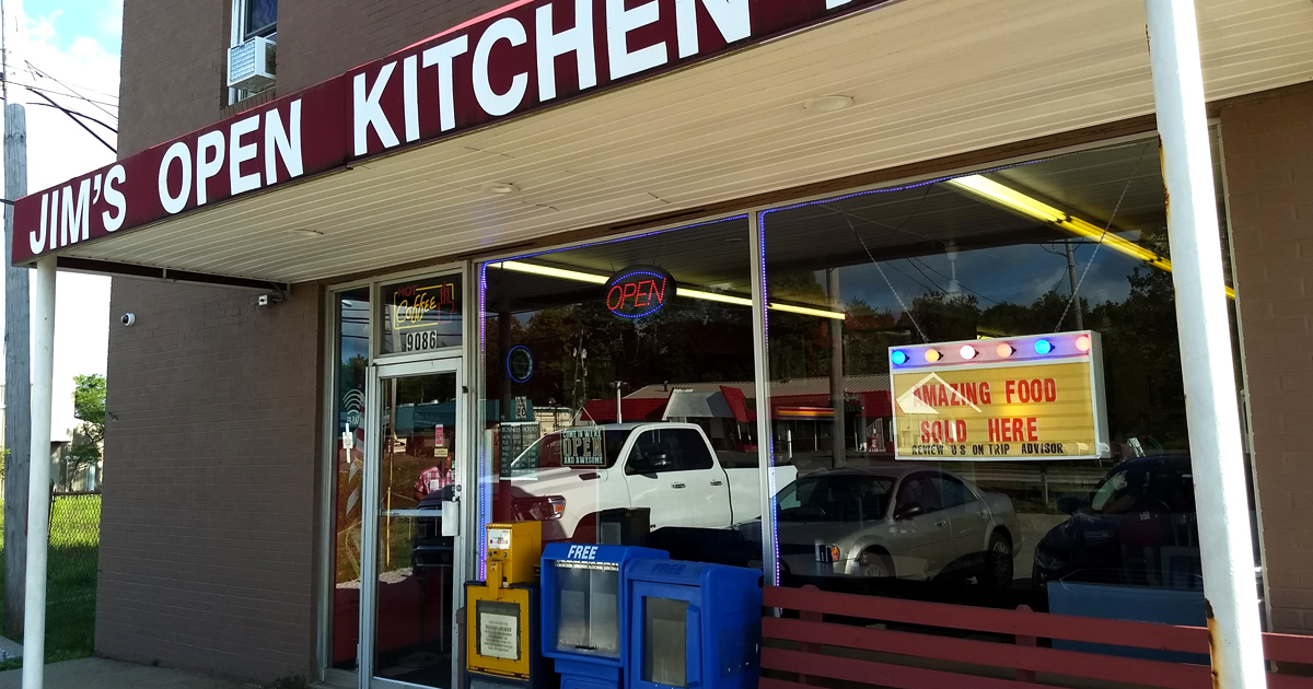 The Best Eggs Benedict In The Midwest Is Hiding Inside This Old-School ...
