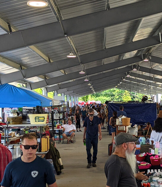 colossal flea markets tennessee ftr