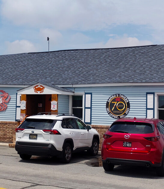 delaware crab cake sandwich ftr