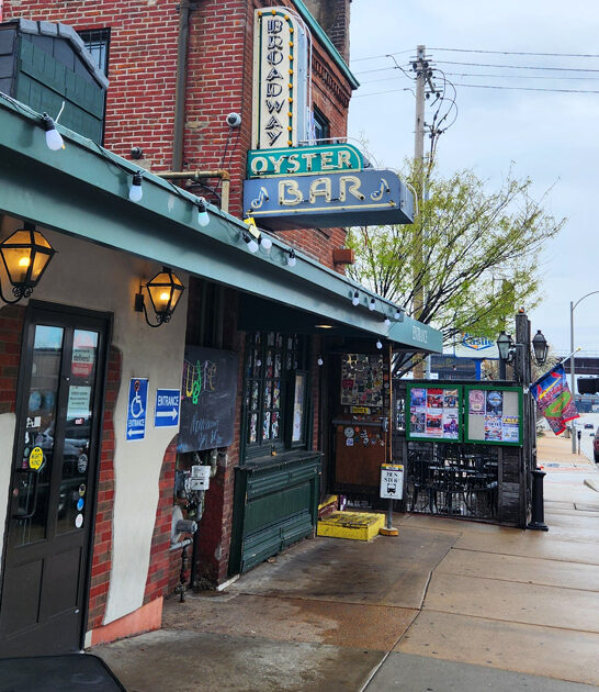 delicious seafood spots missouri ftr