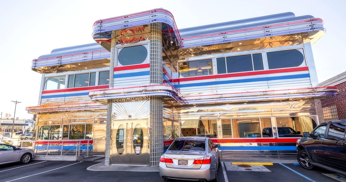 This Old-School Diner In Delaware Will Serve You The Best Eggs Benedict ...