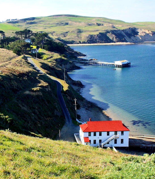 dreamy bayfront town california ftr