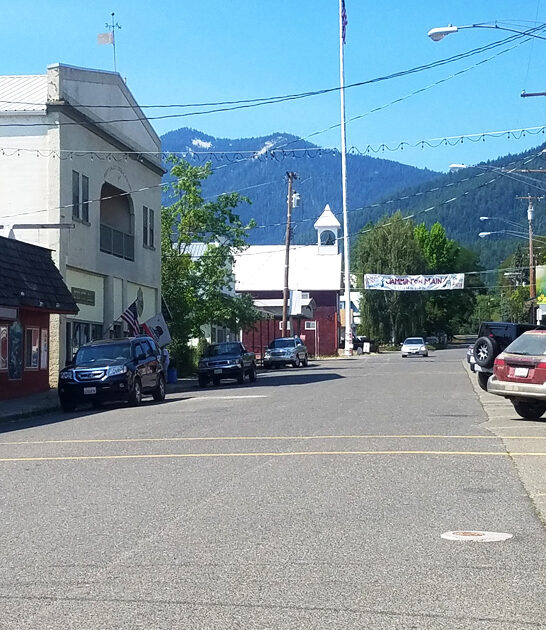 dreamy mountain town california ftr