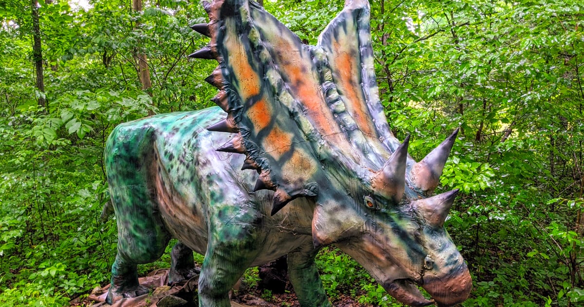 This Fascinating Outdoor Museum In Tennessee Is Like Stepping Into A ...