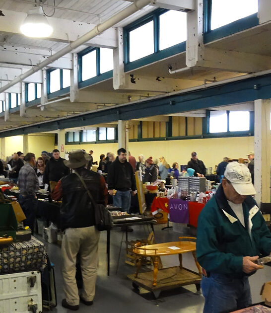 flea market enormous oregon ftr