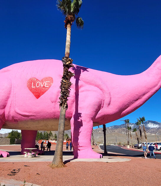 gigantic dinosaur sculpture california ftr