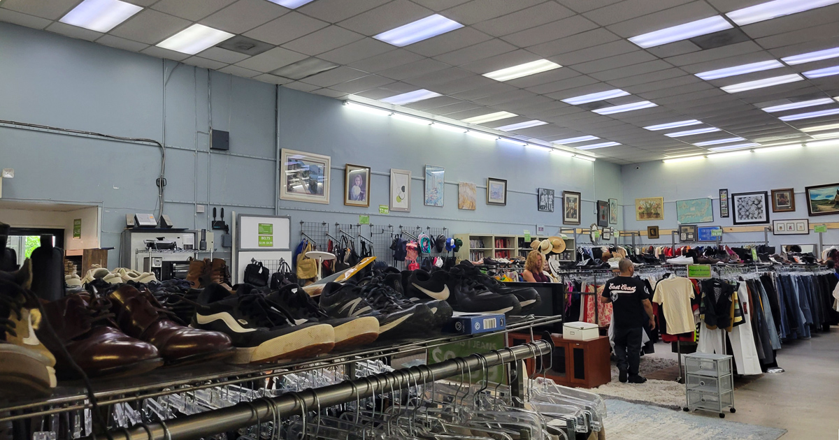 This Underrated Thrift Store In California Has Bargains So Good, You’ll ...