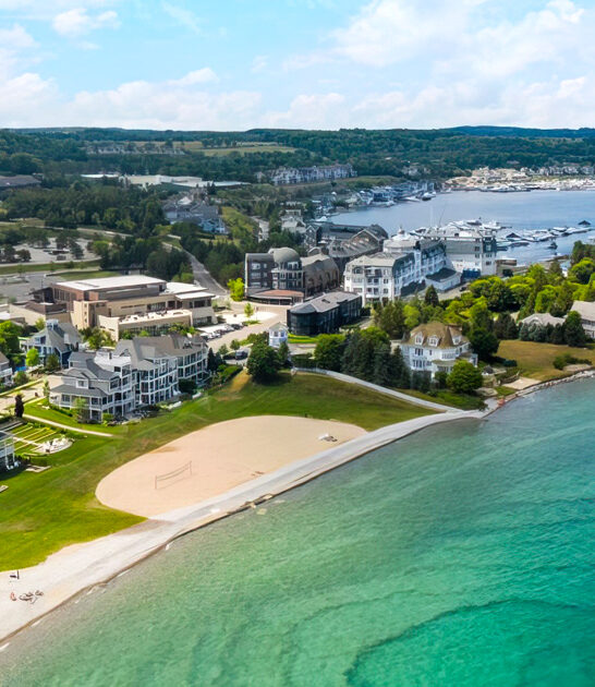 gorgeous lake towns michigan ftr