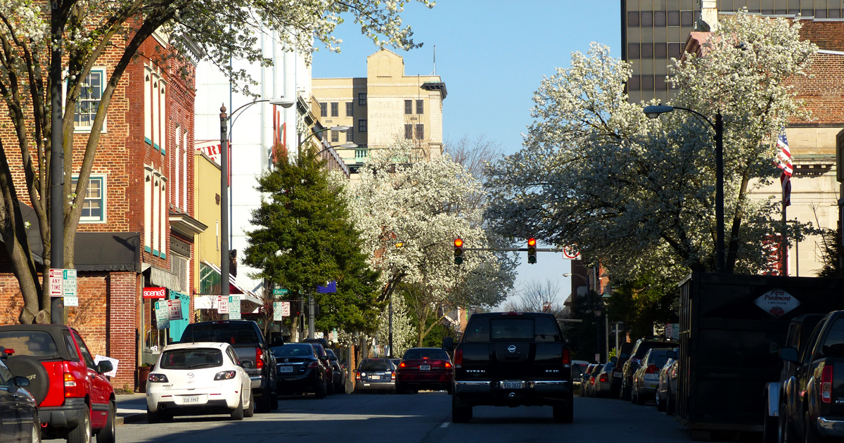 The Gorgeous Small Town In Virginia That Will Melt All Your Stress Away