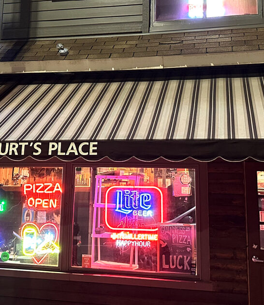 iconic pizza joints illinois ftr