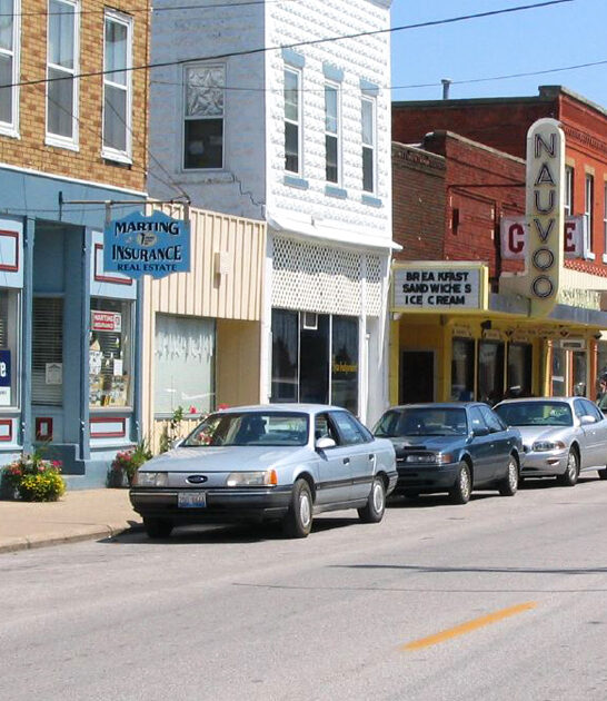 illinois relaxing towns getaway ftr