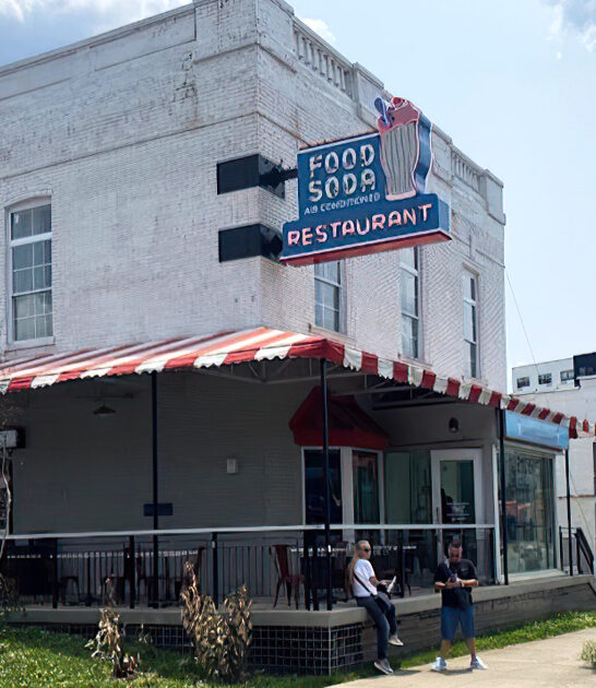 legendary dessert stop tennessee ftr
