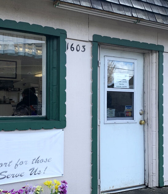 legendary pancakes restaurant oregon ftr