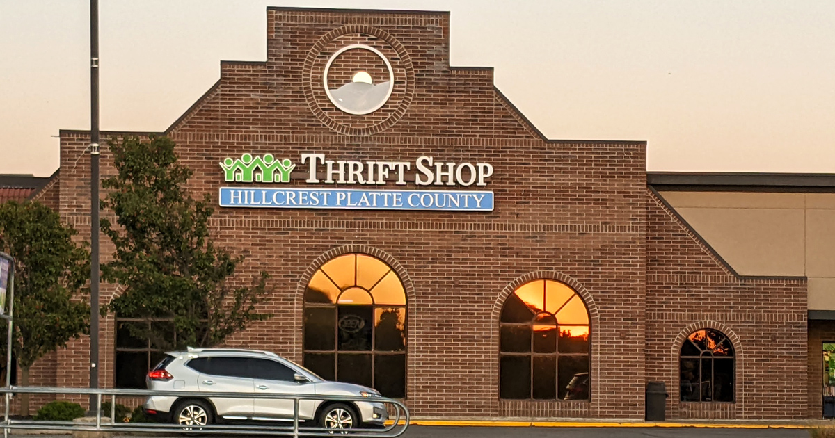 The Enormous Thrift Store In Missouri Where You Can Lose Yourself For Hours
