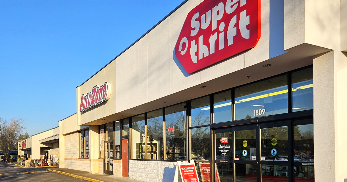 The Massive Thrift Store In Oregon Where You Can Build A New Wardrobe ...