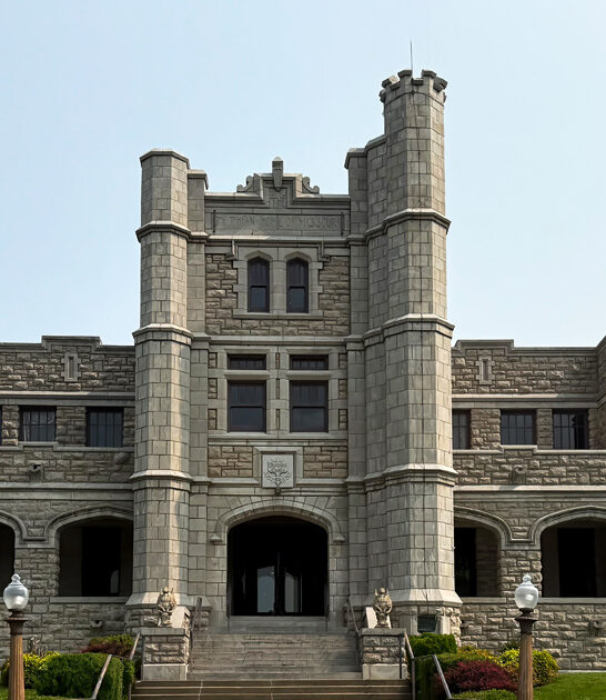 missouri castle hidden architecture ftr