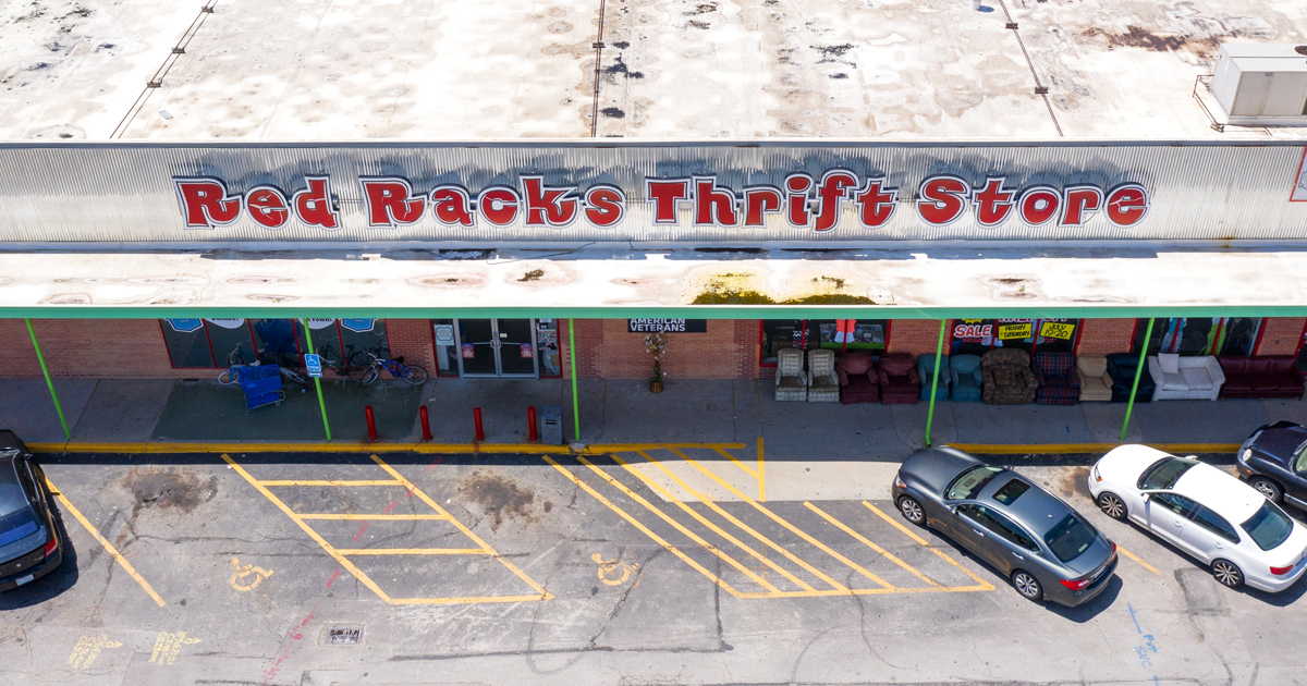 The Massive Thrift Store In Missouri Where You Can Build A New Wardrobe ...
