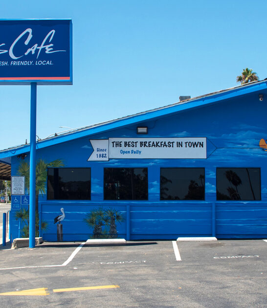 mom cafe california pancake ftr