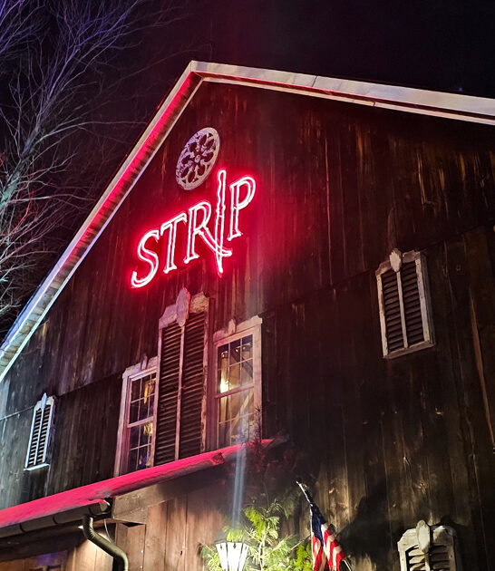 ohio barn themed restaurant ftr