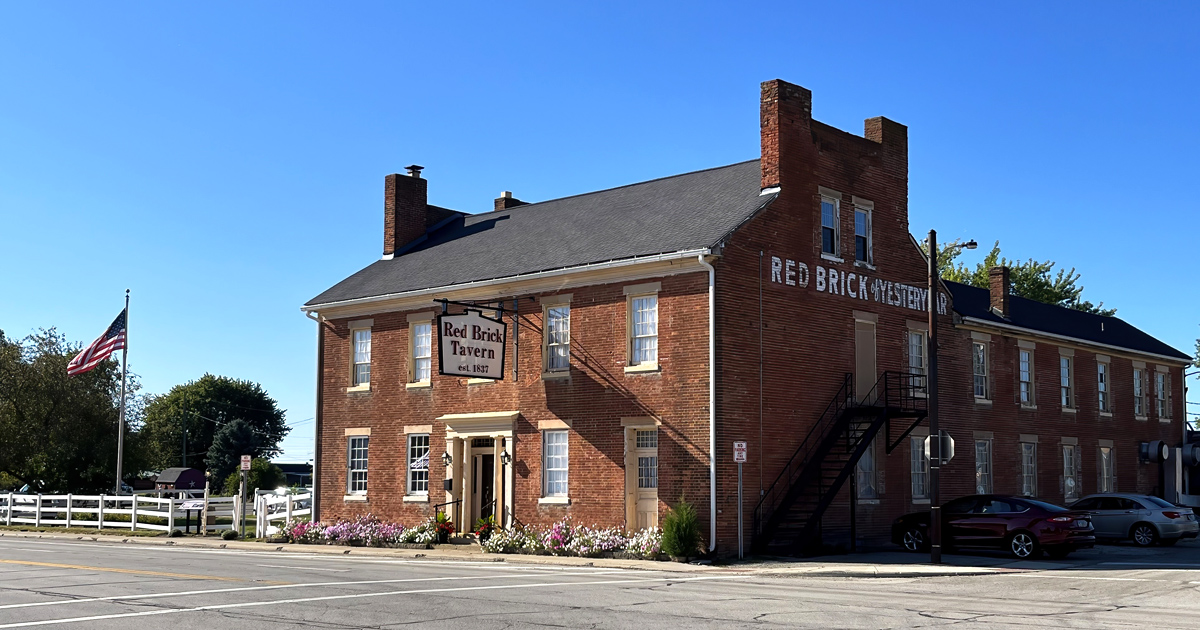 The Cinnamon Rolls At This Tavern In Ohio Are So Good, It’s Worth A ...