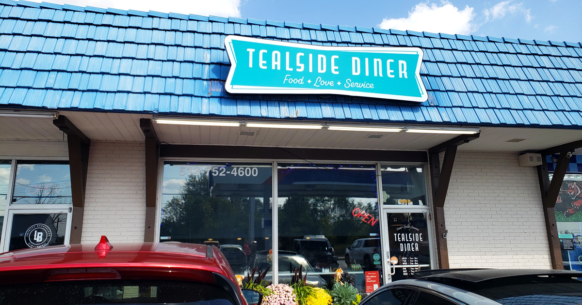 This Homey Diner In Ohio Has The Best Biscuits And Gravy In The Midwest