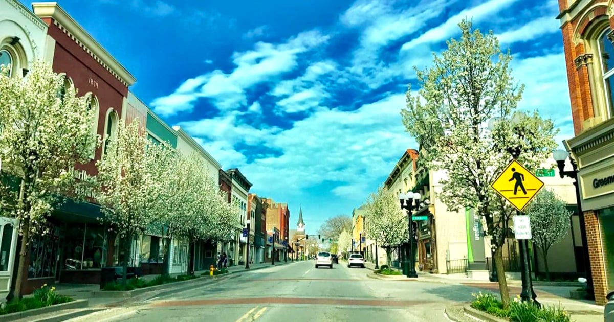 The Peaceful Town In Pennsylvania Where Time Slows Down And Life Feels ...