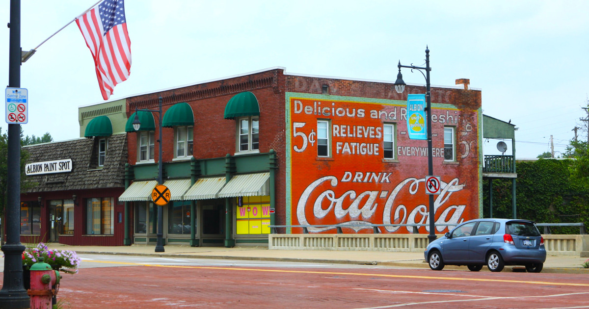 10 Peaceful Small Towns In Michigan Where Life Moves A Little Slower