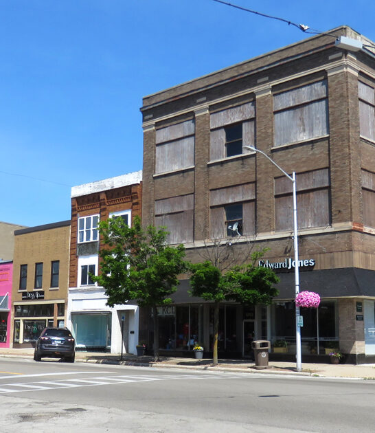 peaceful small towns michigan ftr