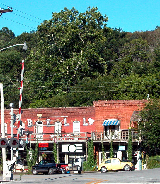 peaceful town illinois weekend ftr