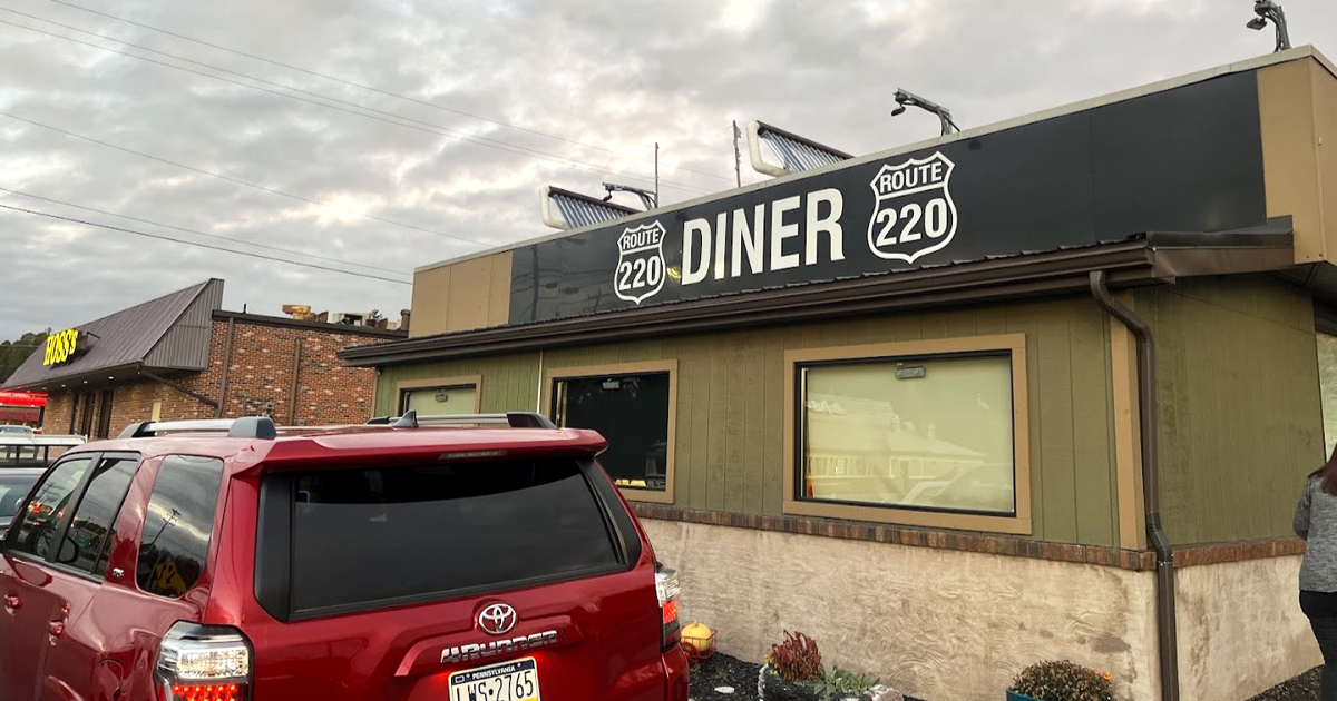 This Old-School Diner In Pennsylvania Serves Up The Best Scrapple You ...