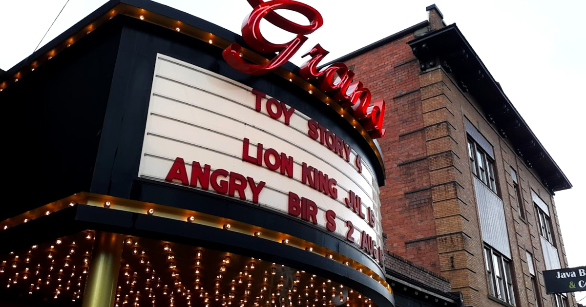 This Historic Theater In Pennsylvania Has Been Operating Since 1924 ...