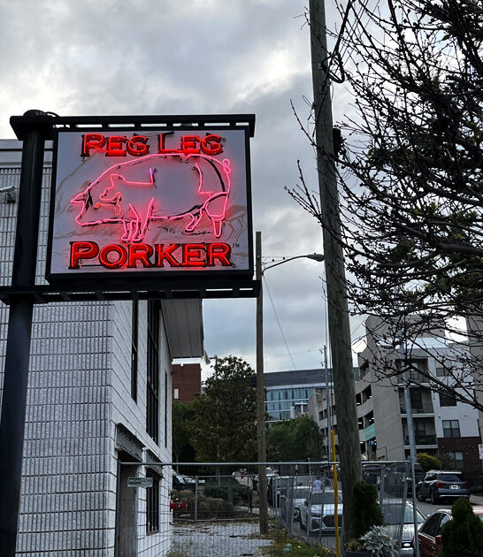 pulled pork sandwich tennessee ftr