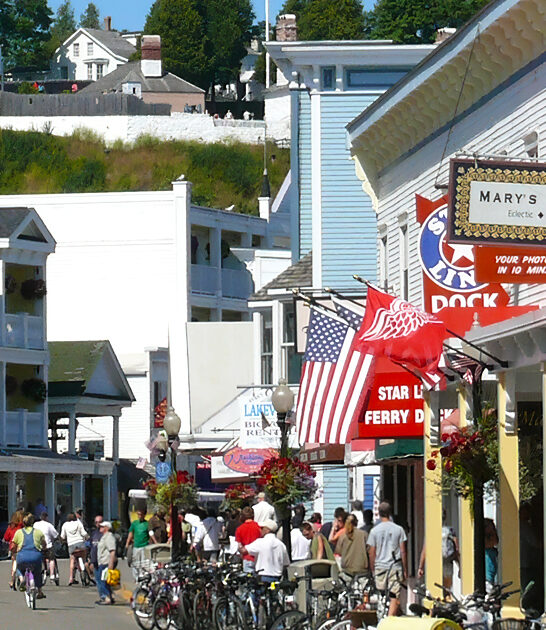 retirees dreamy towns michigan ftr