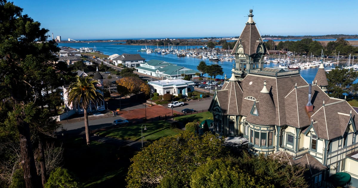 8 Seaside Towns In California So Affordable, You Can Live On Social ...