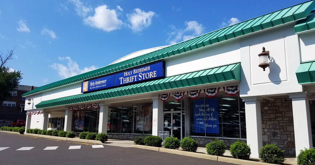 Use Shops The Massive Secondhand Shop In Pennsylvania Where You Can Fill A Whole ...