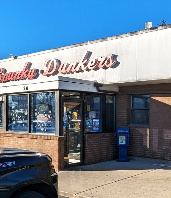 shops illinois donuts best ftr