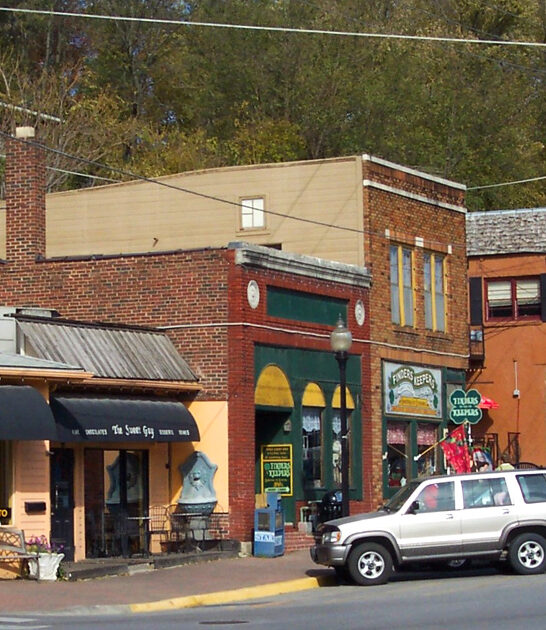 stunning tiny town missouri ftr