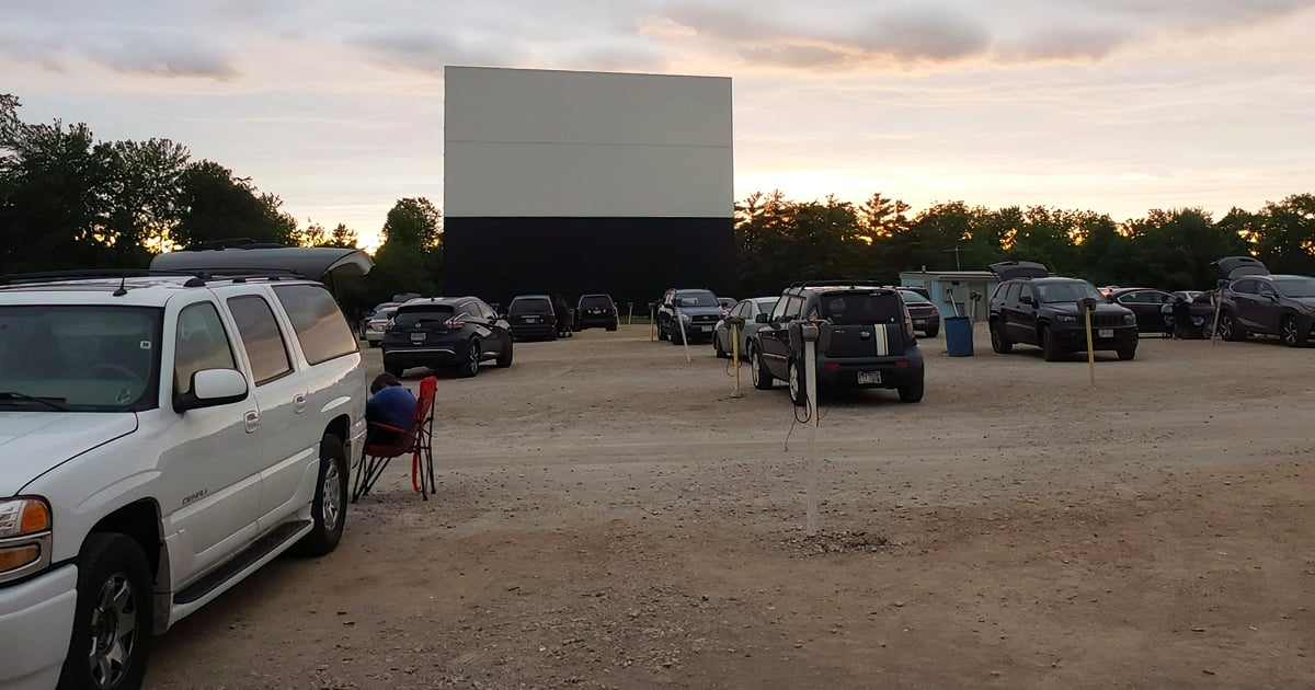 10 Classic Drive-In Theaters In Ohio That Are Absolutely Worth The Drive