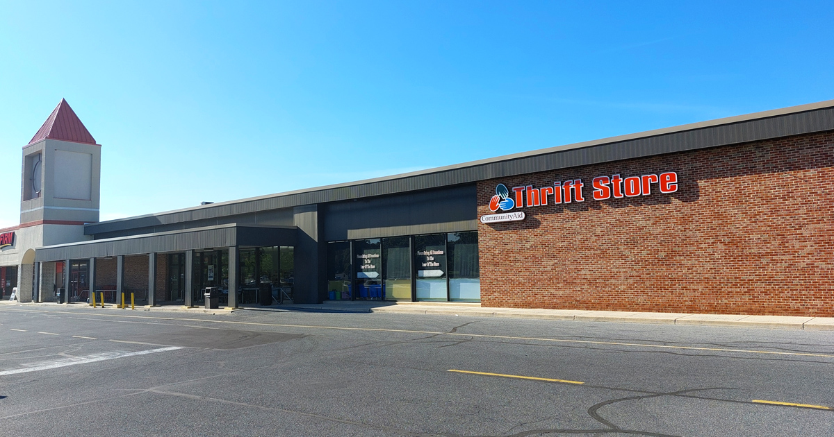 The Gigantic Thrift Store In Pennsylvania Where You Can Fill A Whole ...