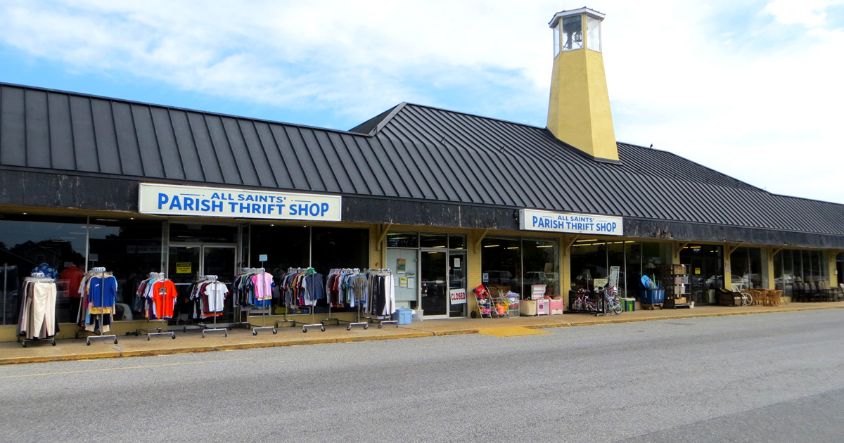 The Gigantic Thrift Store In Delaware Where You Can Fill A Whole Cart ...