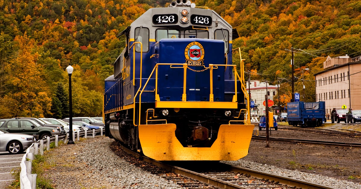 The Fascinating Train Ride In Pennsylvania That's Perfect For An ...